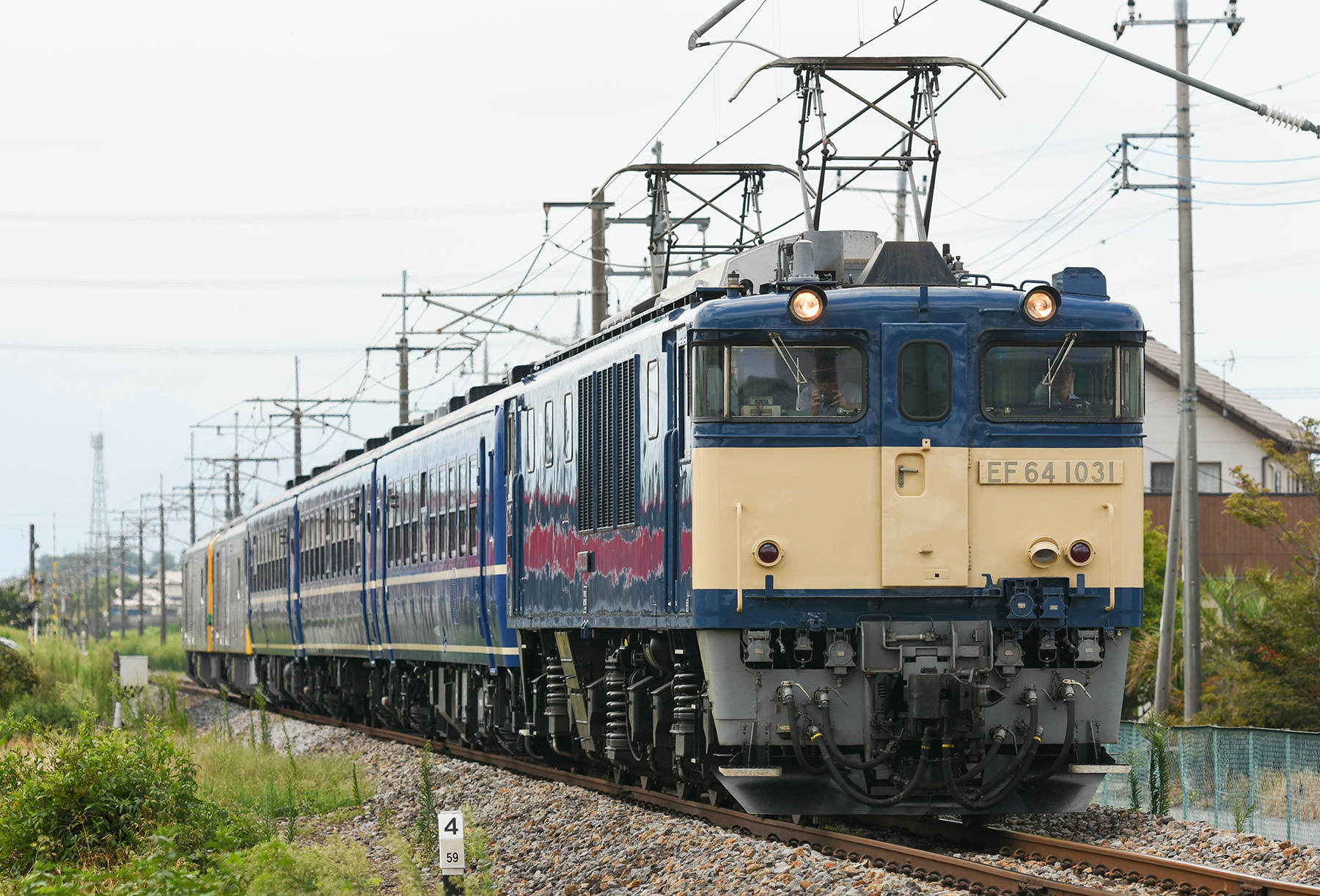 快速「GV・SLぐんま桐生」EF64代走編: とある地方のC寝台車